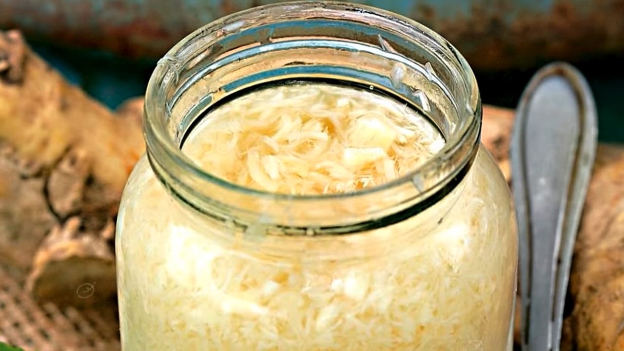 Hrean ras pentru iarnă - Hrean la borcan, cu oțet - Rețetă simplă și ...