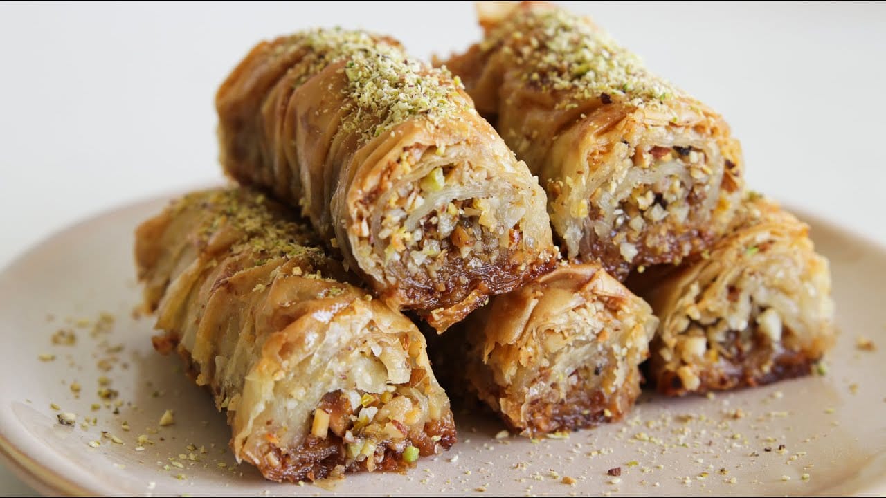 Baklava de casă - Rețetă rapidă și aromată - Rețetă explicată pas cu ...